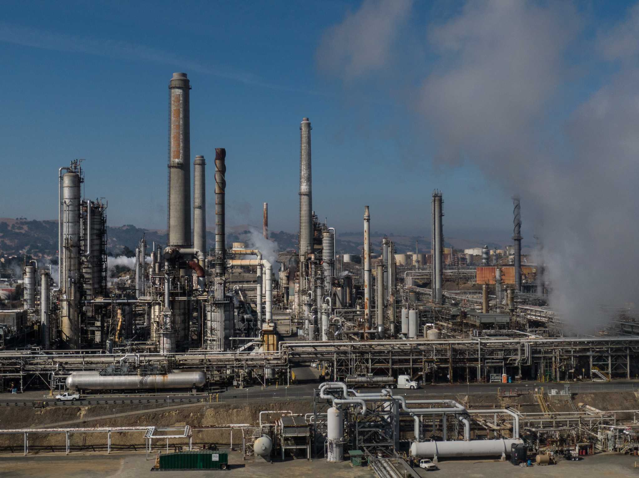 FBI, EPA investigating release of toxic dust from Martinez refinery