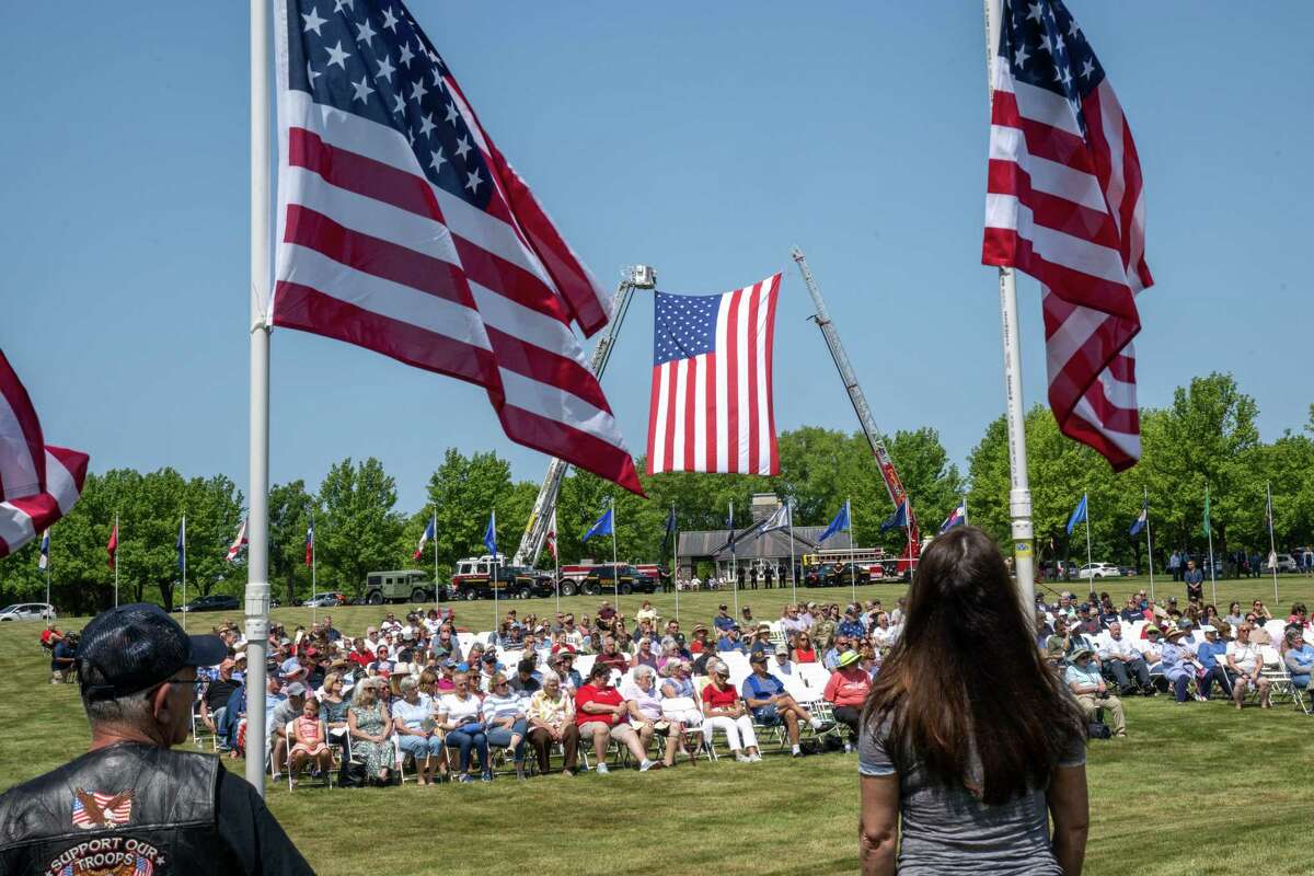Photos: Saratoga National Cemetery observes Memorial Day