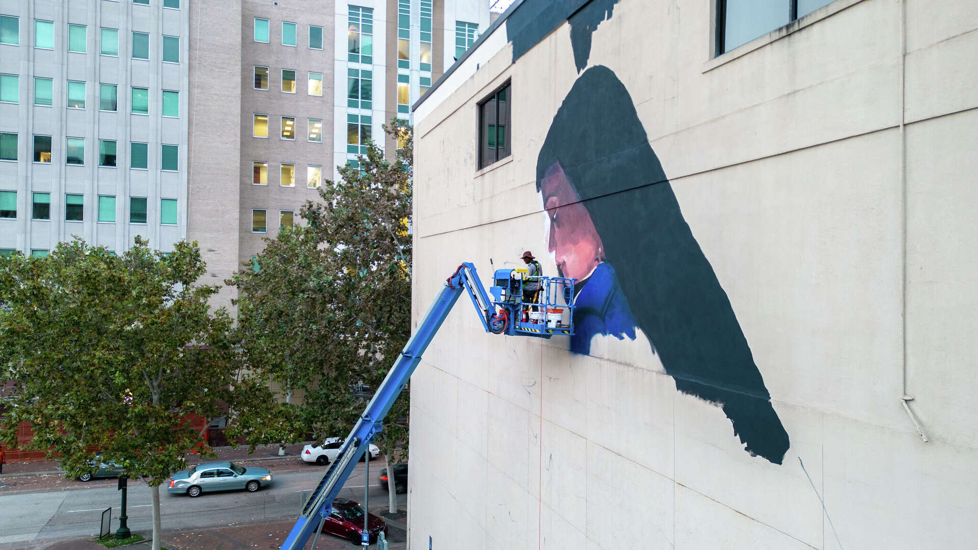 'Big Art. Bigger Change' murals unveiled in downtown Houston