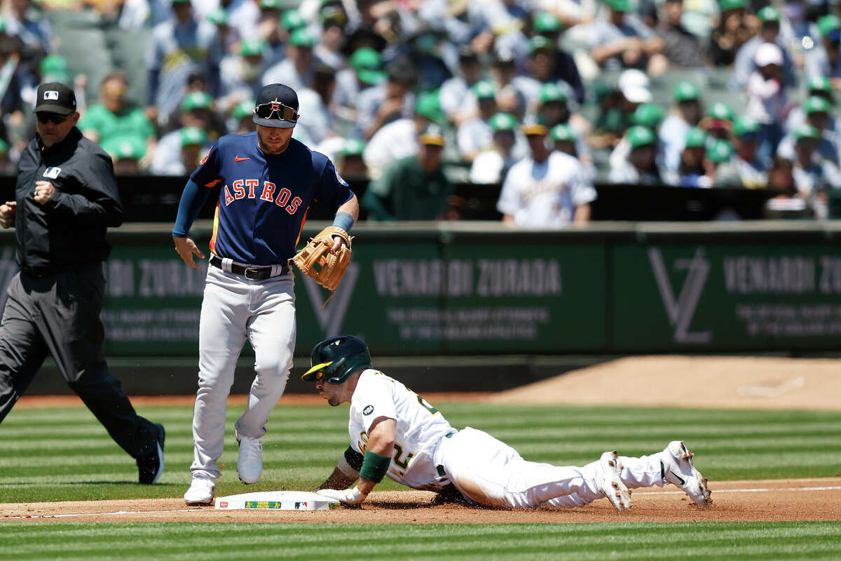 Houston Astros: Jose Altuve, Jeremy Peña, Alex Bregman fuel win