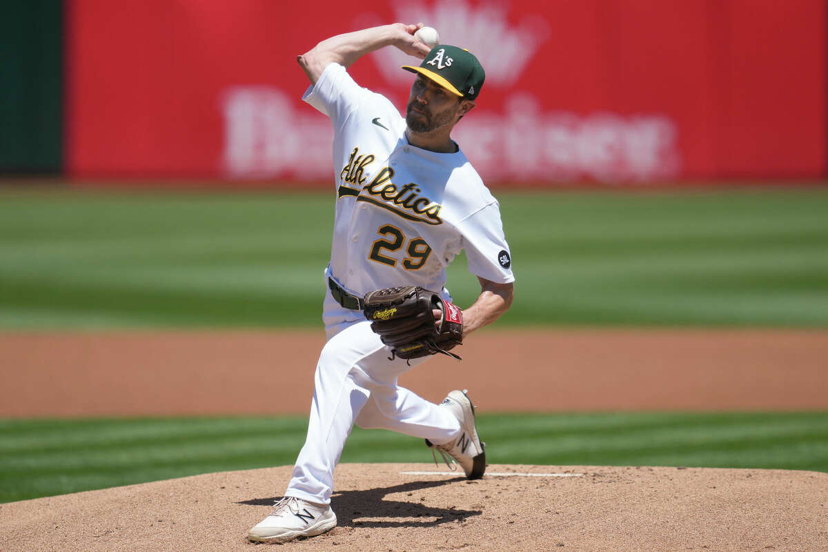 Houston Astros: Jose Altuve, Jeremy Peña, Alex Bregman fuel win