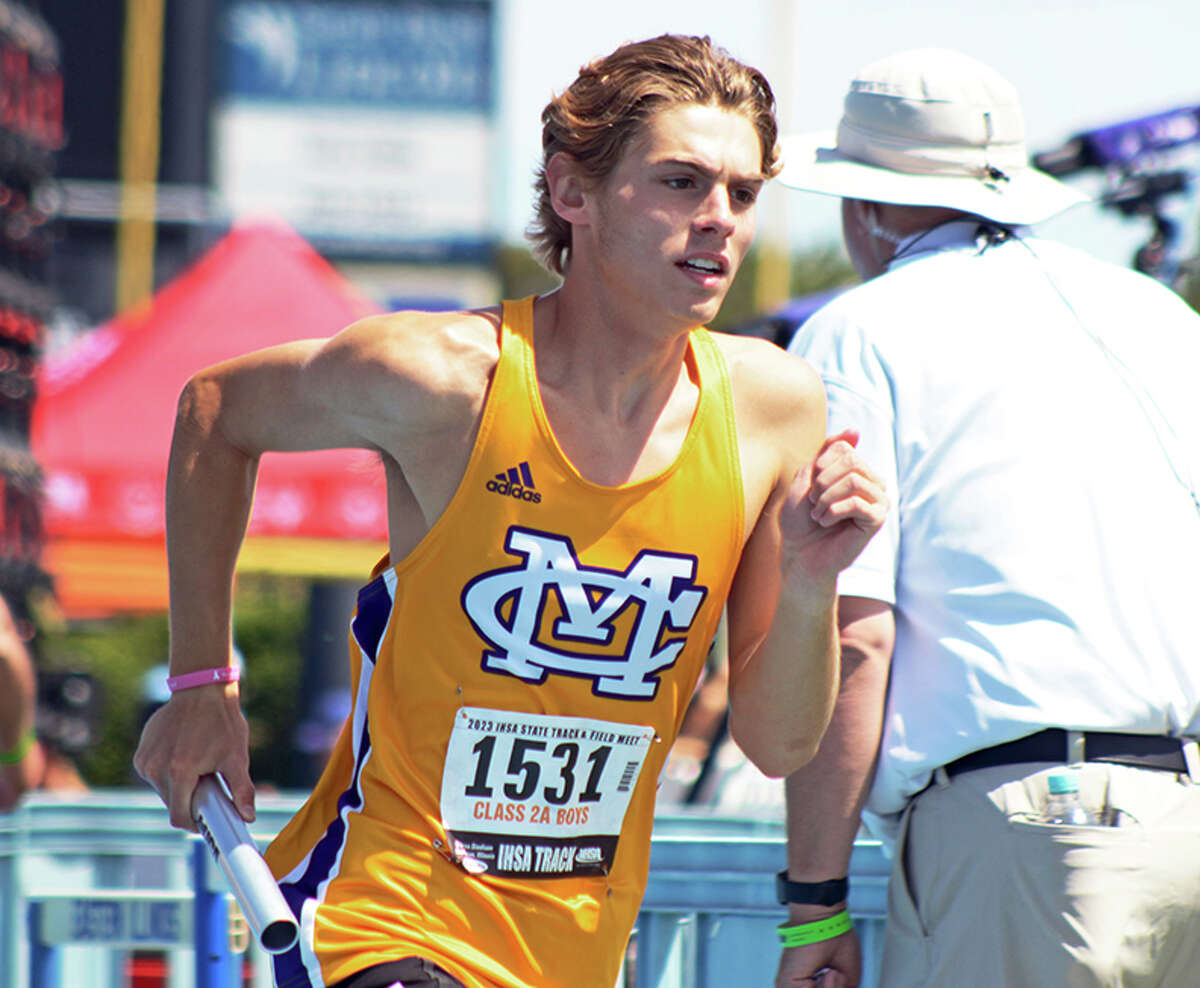 CM busts eight minutes, takes third at state in 4x8
