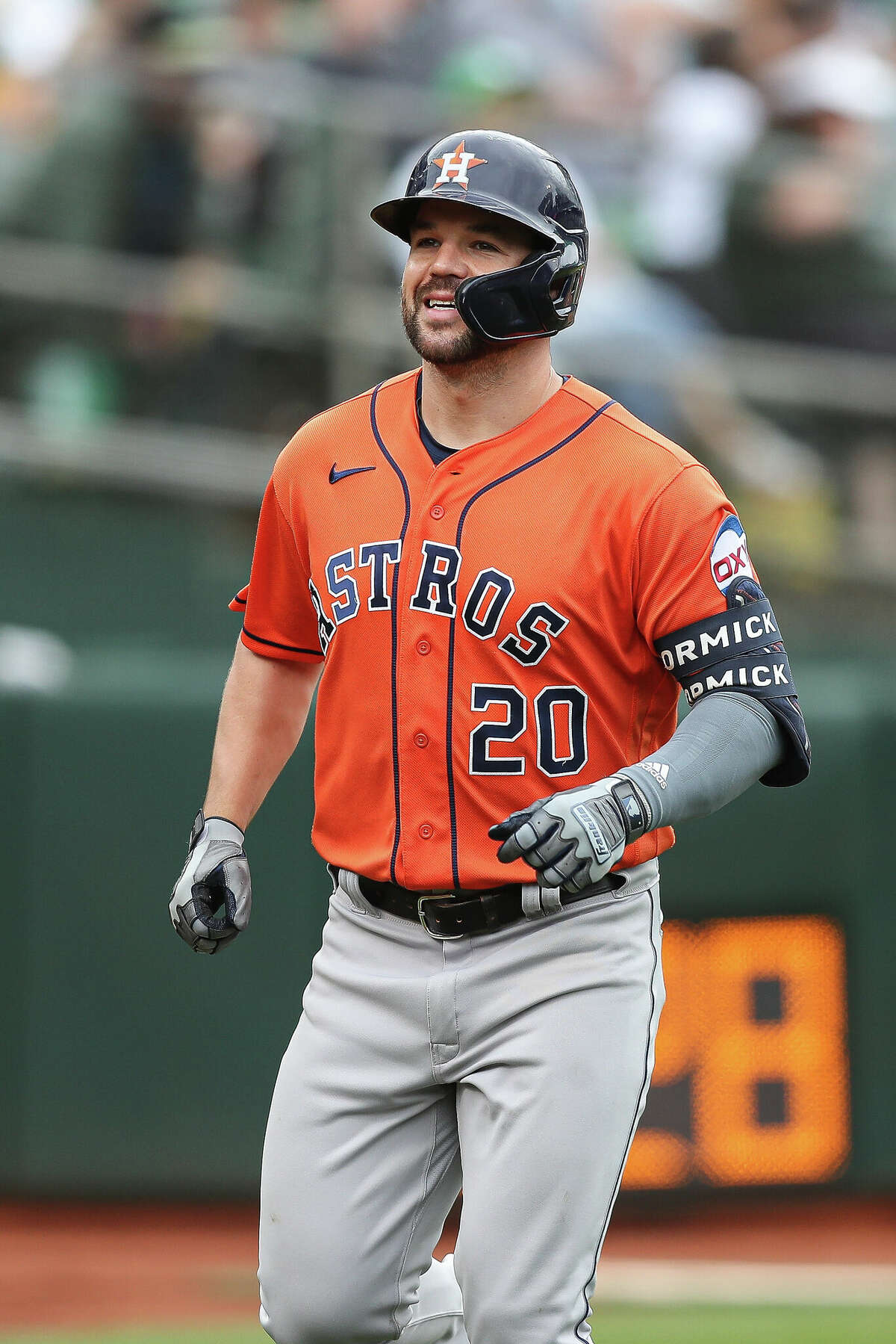 Houston Astros hit 7 home runs to sweep Oakland Athletics