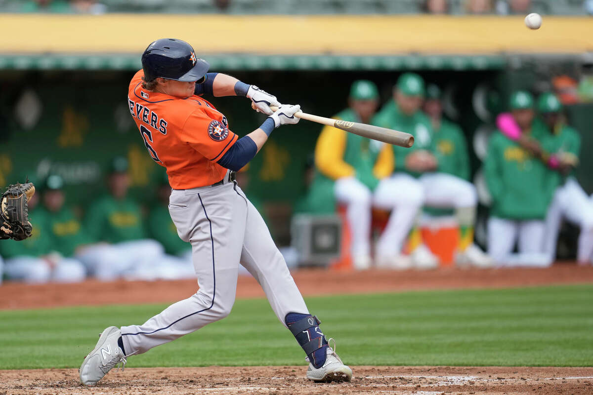 Houston Astros hit 7 home runs to sweep Oakland Athletics
