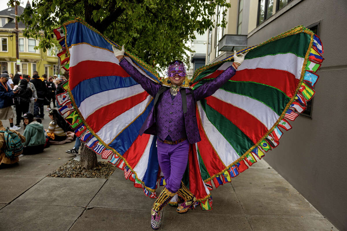 Carnaval San Francisco marks 45 years of dancing in Mission