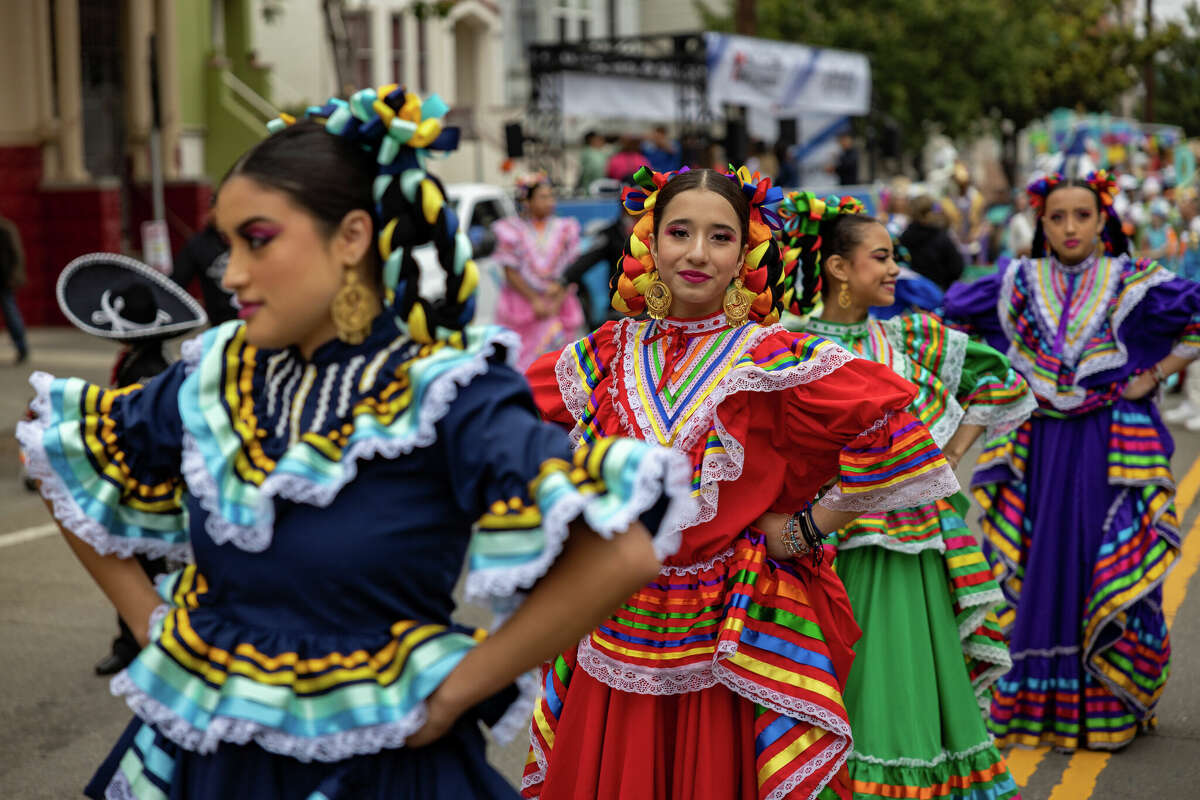 Carnaval San Francisco marks 45 years of dancing in Mission