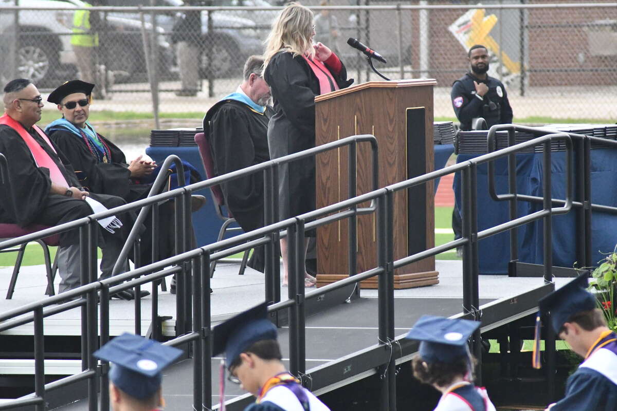 PHOTO GALLERY: Plainview High School Graduation 2023