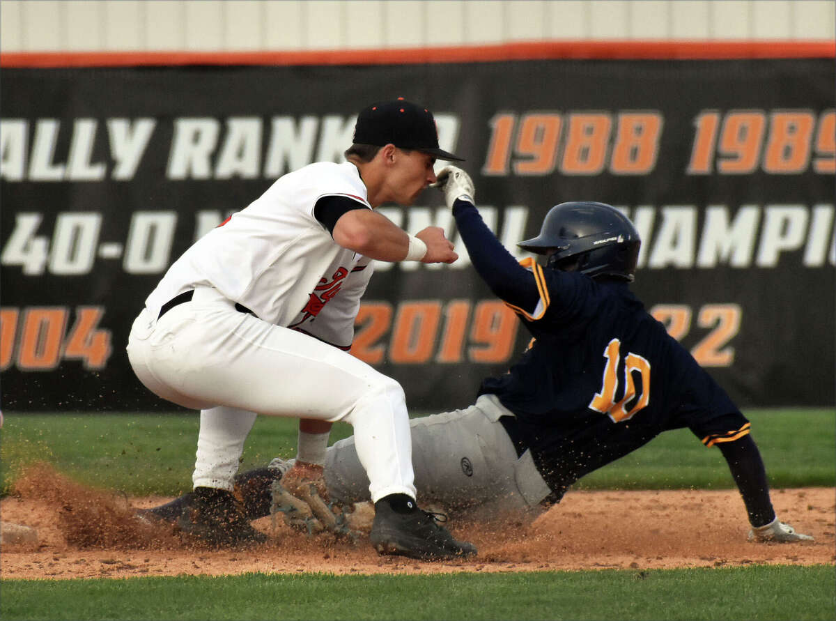 Edwardsville to face O'Fallon in the Alton 4A sectional semifinals