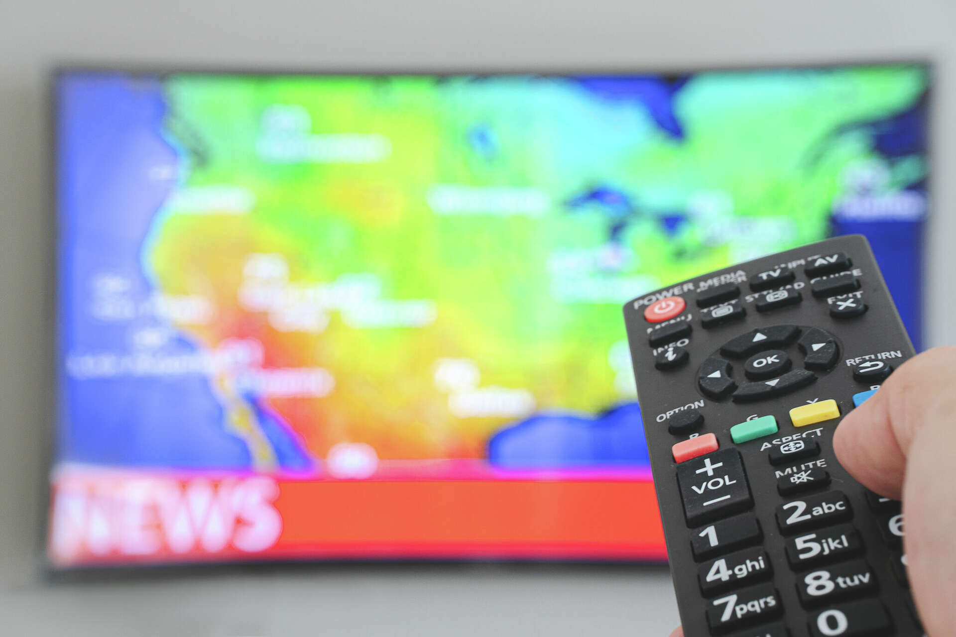 ABC 13 Houston welcomes new meteorologist to weather team