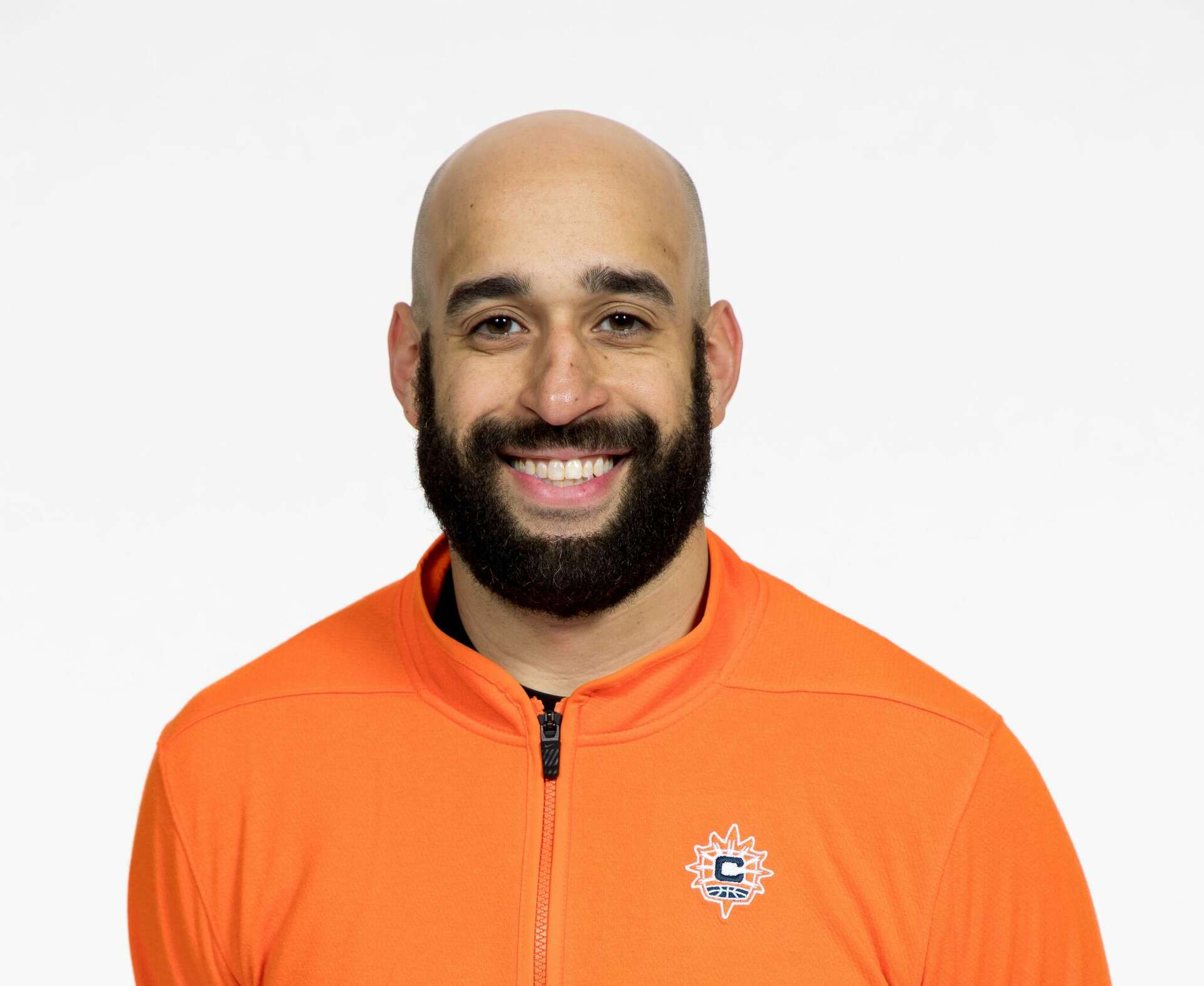 Connecticut Sun game with Indiana Fever features married coaches