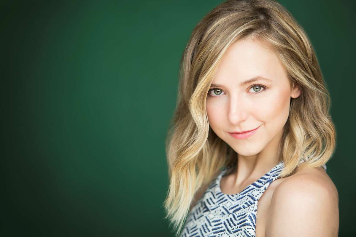 'Wicked' musical comes to Houston with new Elphaba, Glinda leads