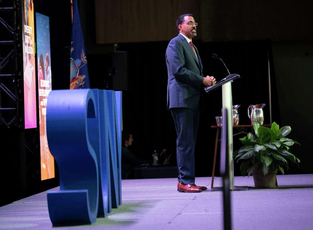 SUNY chancellor says system 'a place for everyone'