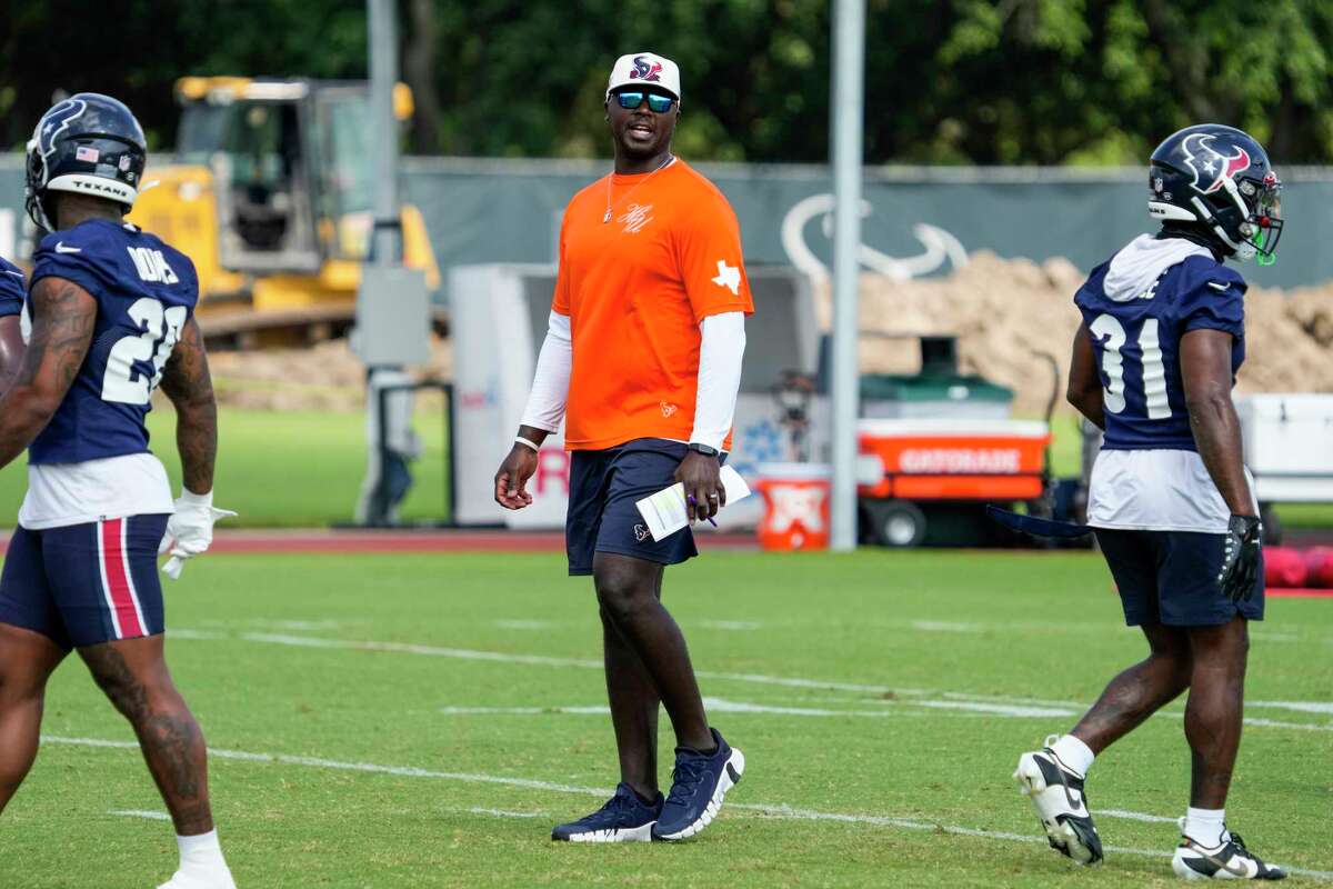 Texans' C.J. Stroud 'way ahead of pace' working with 1st-team offense