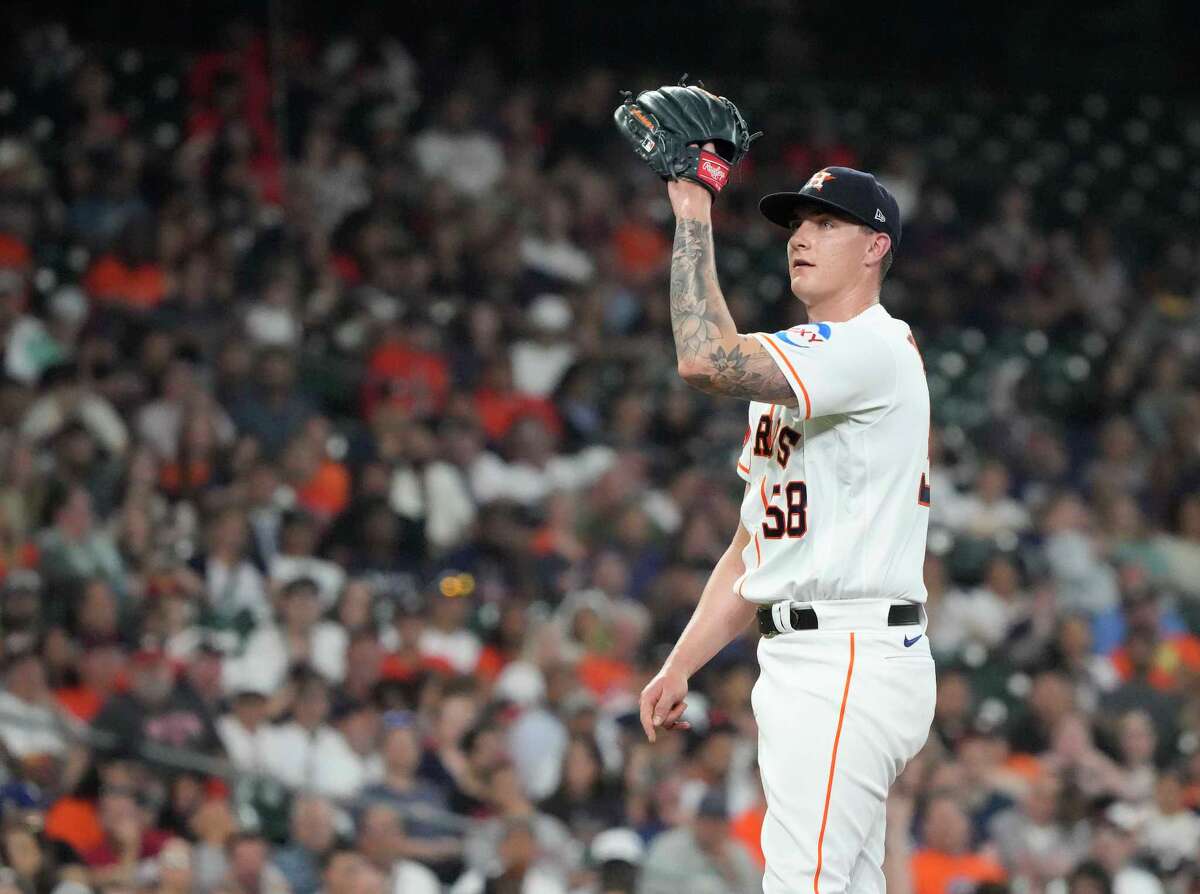 Twins 8, Astros 2: Minnesota pounds Houston pitching to win series