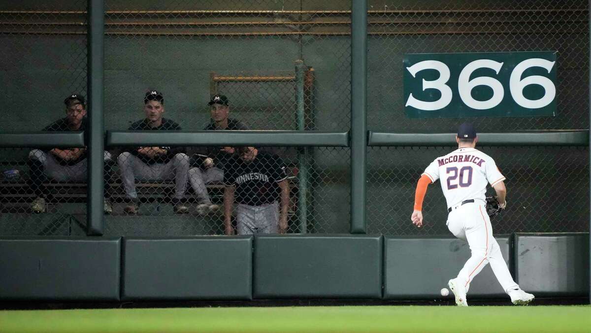 Twins 8, Astros 2: Minnesota pounds Houston pitching to win series