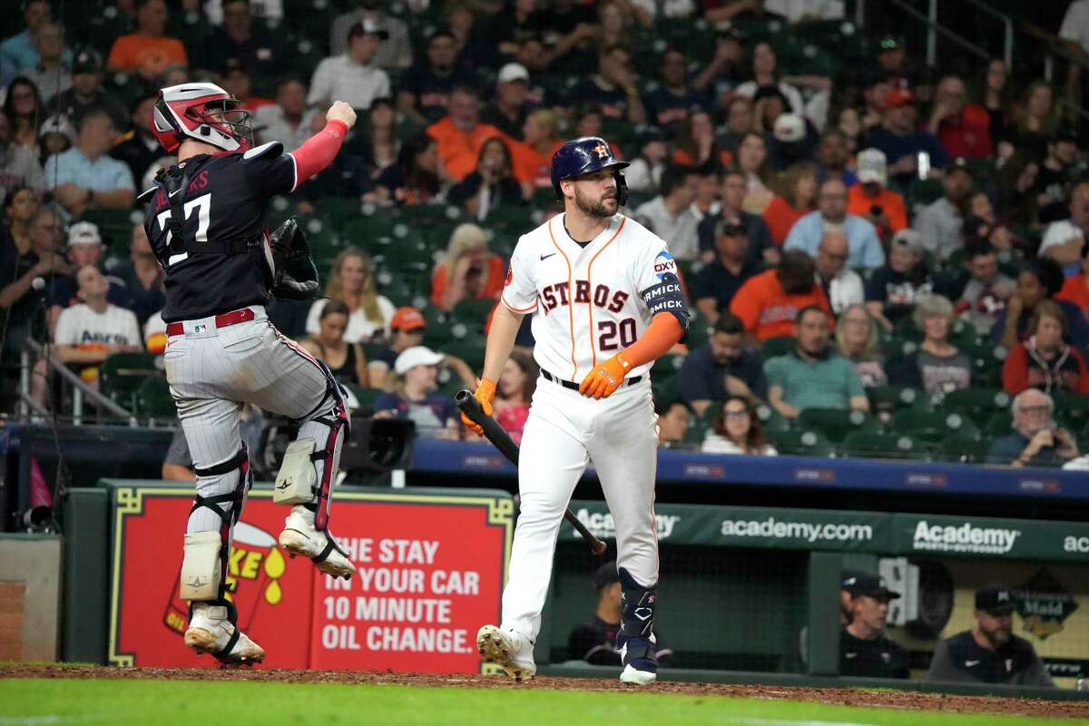 Twins 8, Astros 2: Minnesota pounds Houston pitching to win series