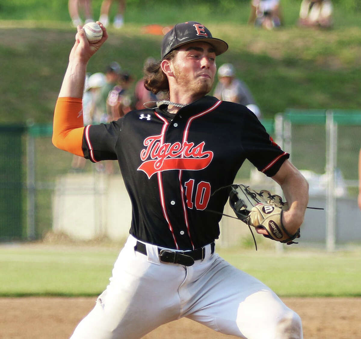 Tigers beat O'Fallon in sectional, give Funkhouser win 799