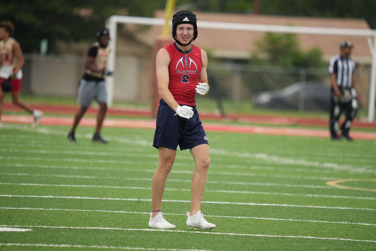 PHOTO GALLERY: Plainview football competes in 7 on 7