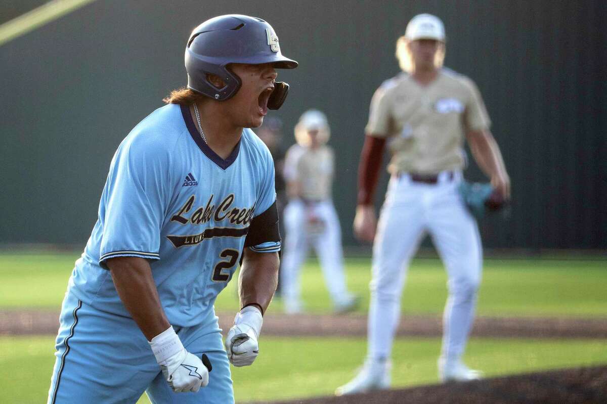 Big second inning helps Lake Creek to Game 1 win over Magnolia West