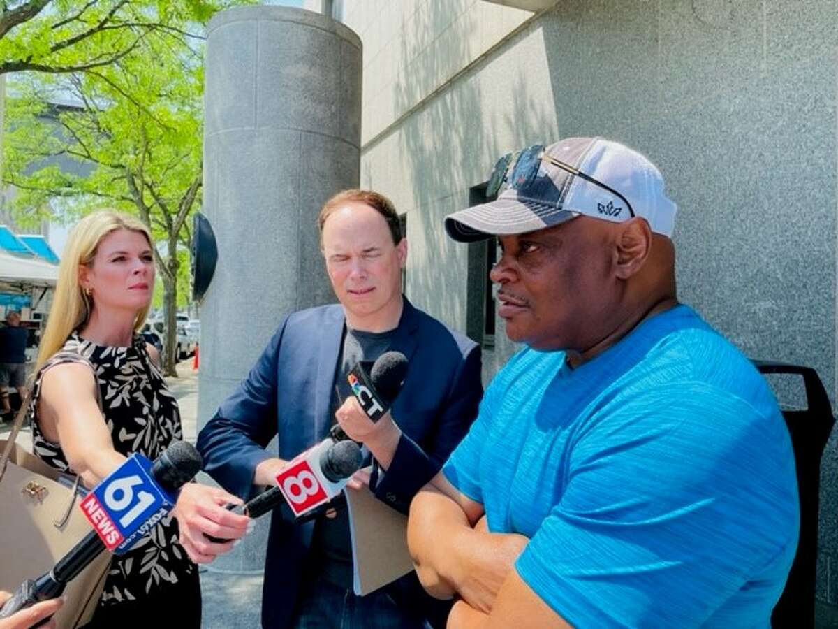 Warrant: SUV torched after Hartford hit-and-run that killed CT coach