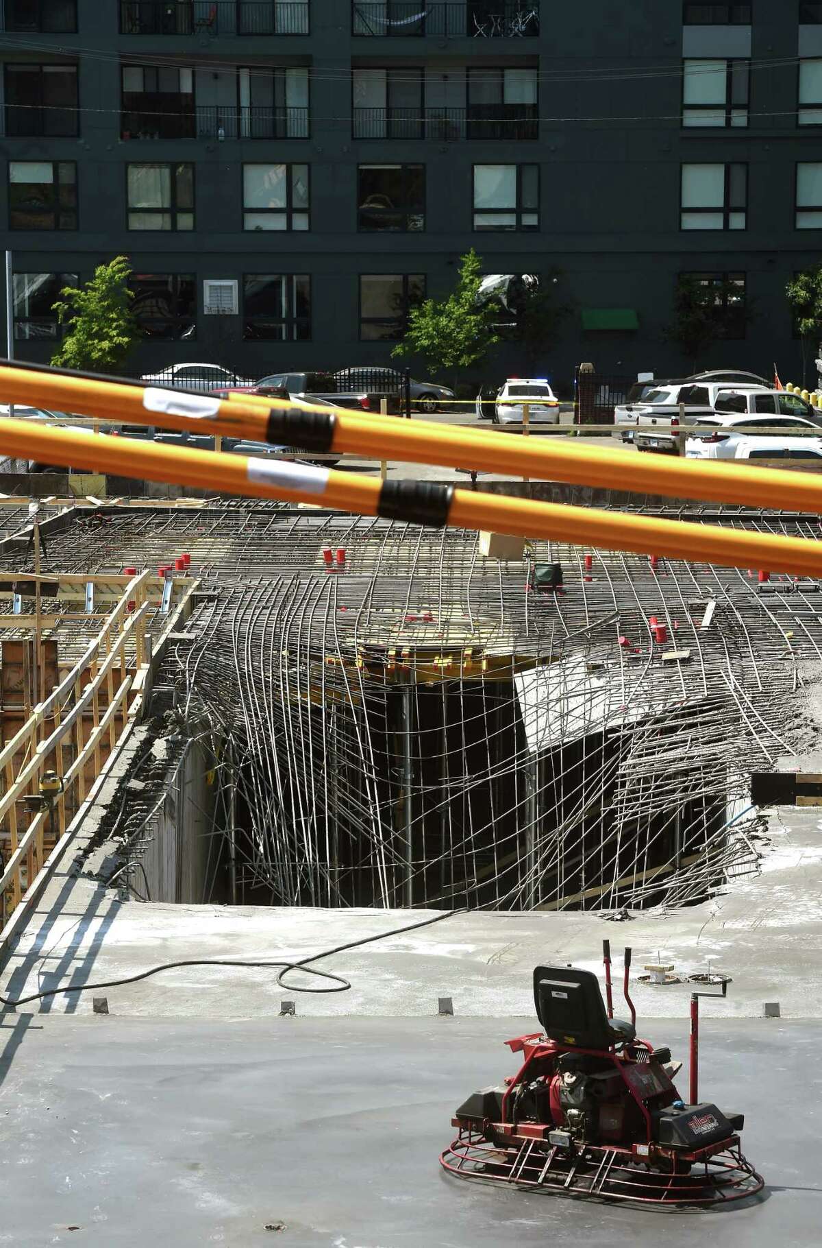 Officials: New Haven building under construction partially collapses