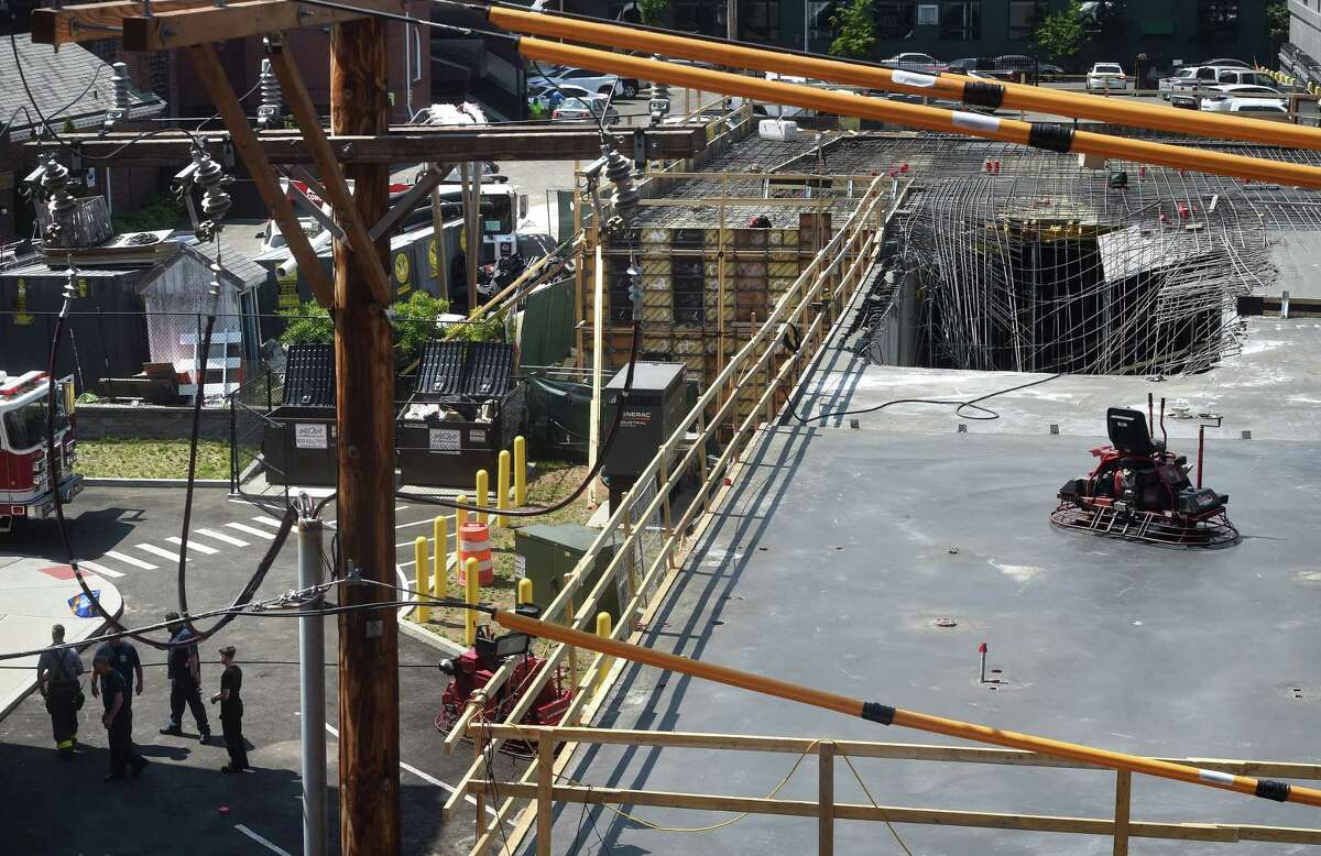 Officials: New Haven building under construction partially collapses