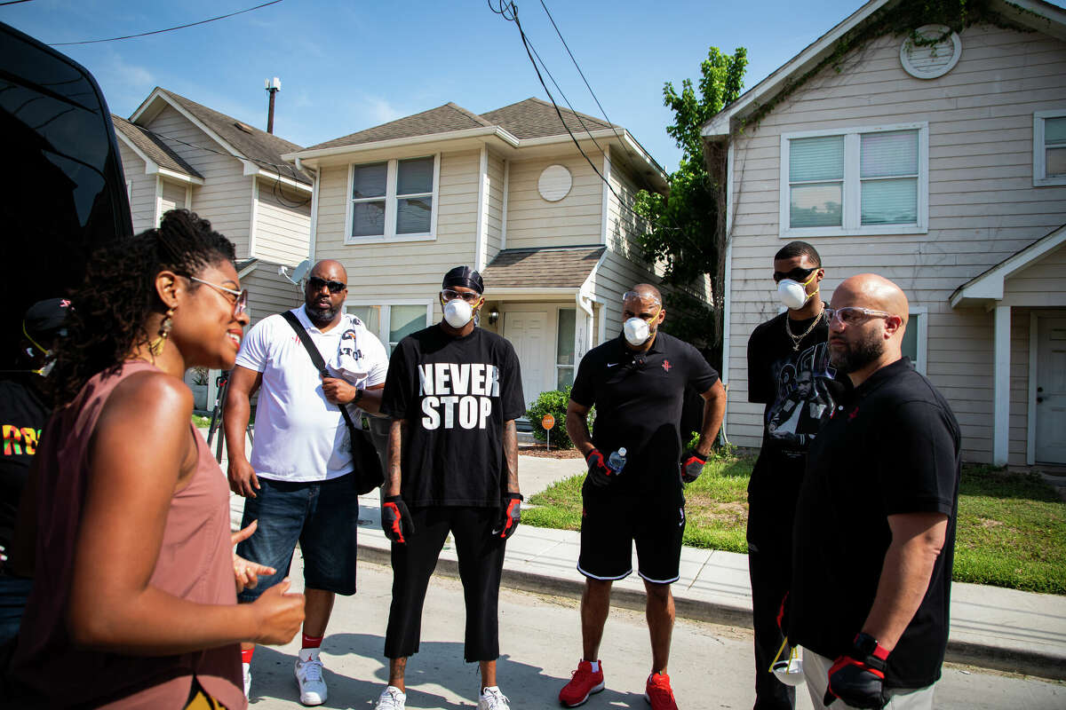 Houston Rockets: Team takes a day of service for Freedmen's Town