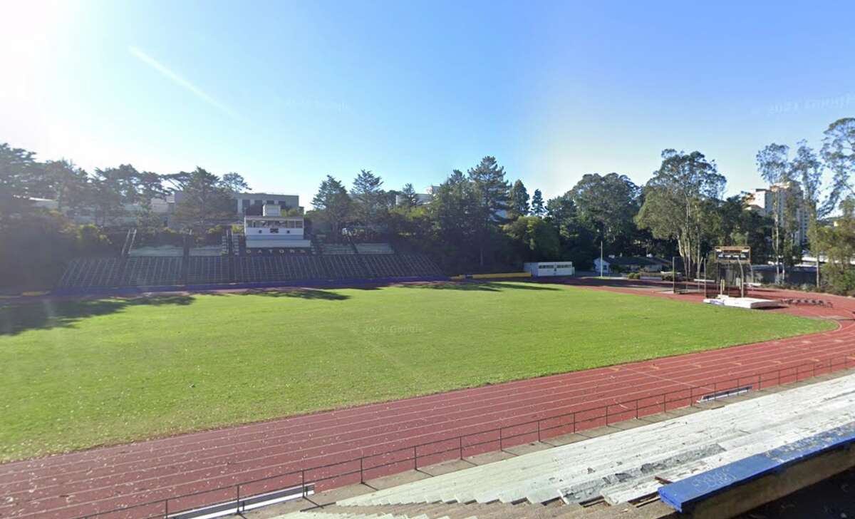 Can 100 S.F. women break a running world record for the 4th time?