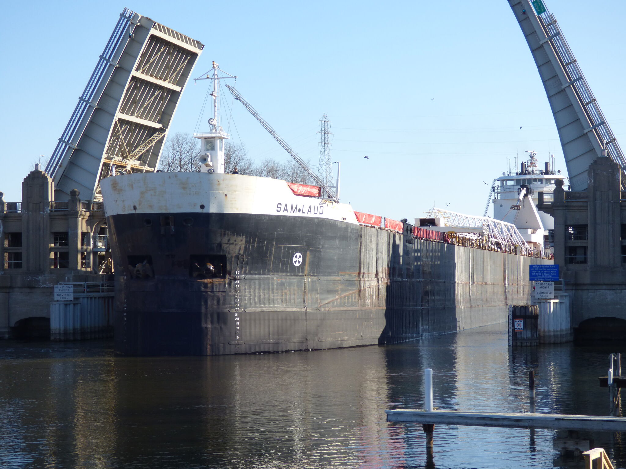 Manistee bridge to remain open to vessel traffic this shipping season