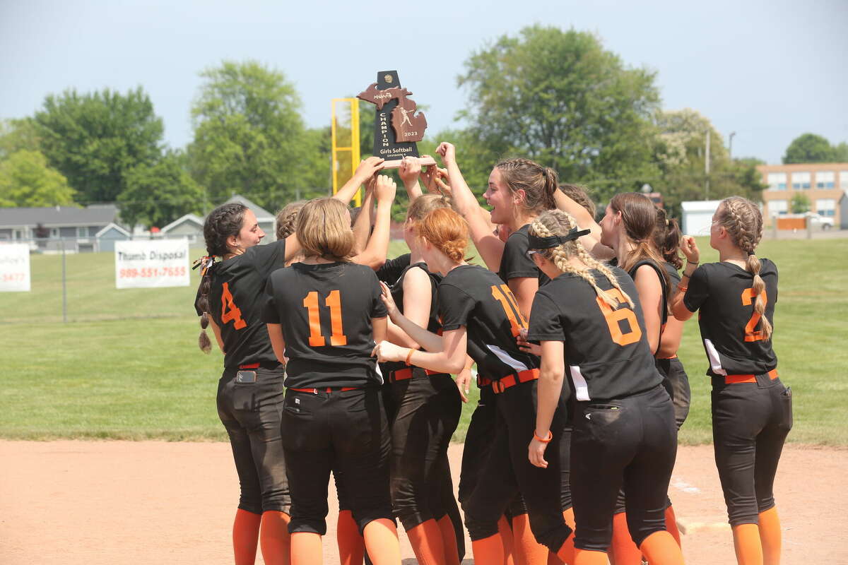 Ubly defeats Deckerville and Harbor Beach to win district title