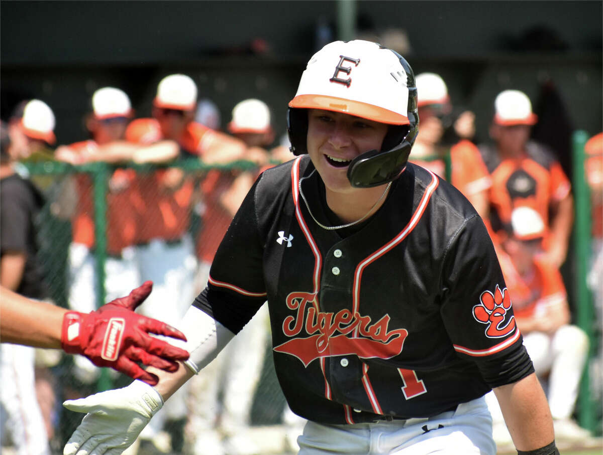 Tigers hit winning numbers 9-2-6-2-4-2-5 to beat Minooka