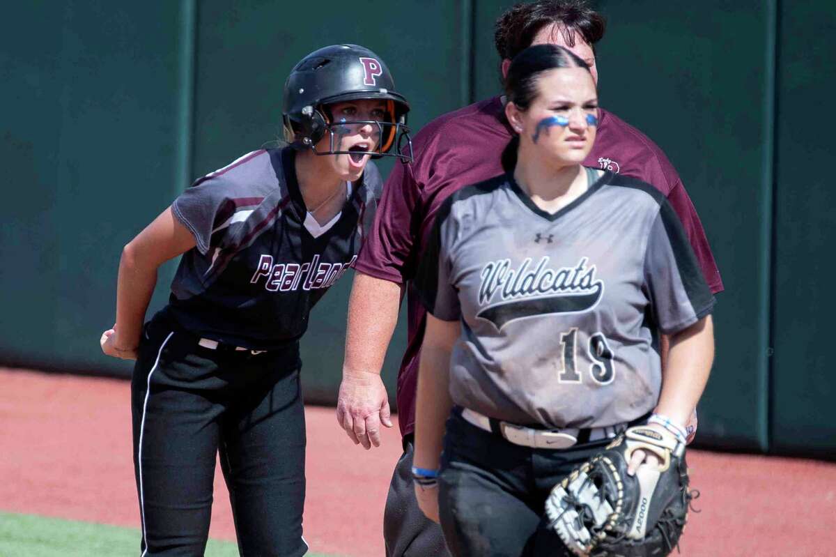 Pearland Oilers secure third state softball championship