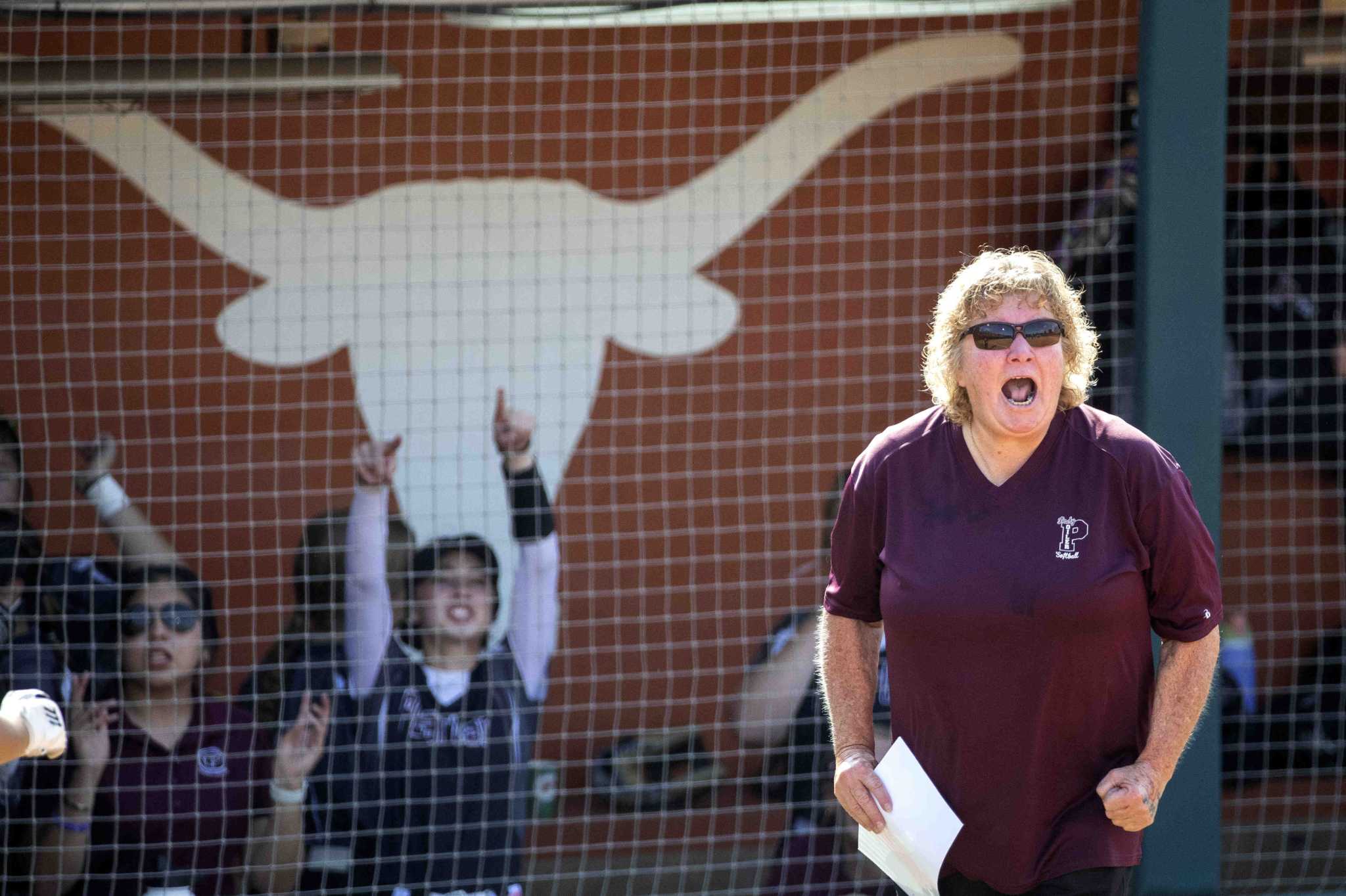 Pearland softball: Laneigh Clark named top coach by TGCA