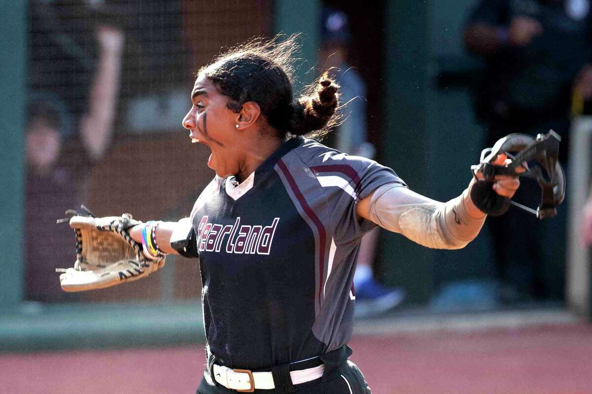 Pearland Oilers secure third state softball championship