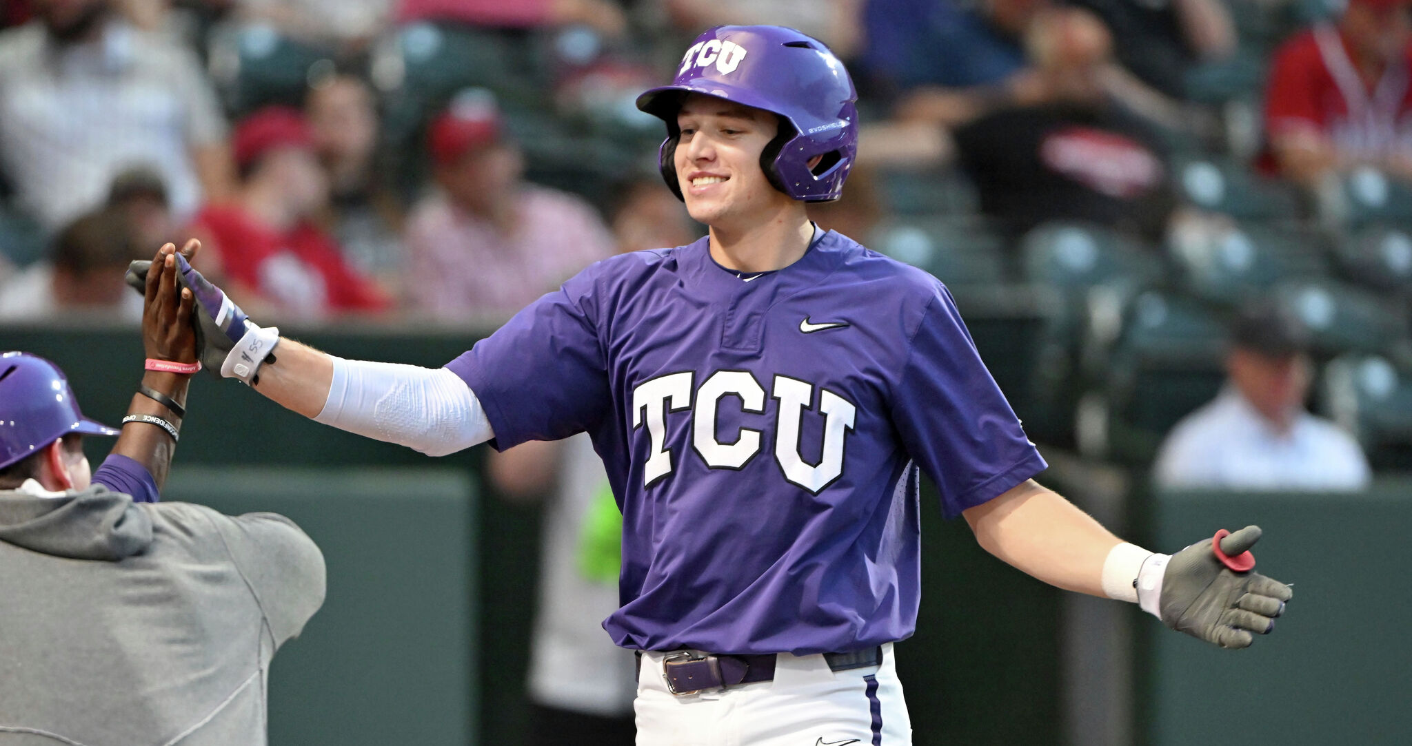 NCAA baseball: TCU-Arkansas regional game postponed by weather