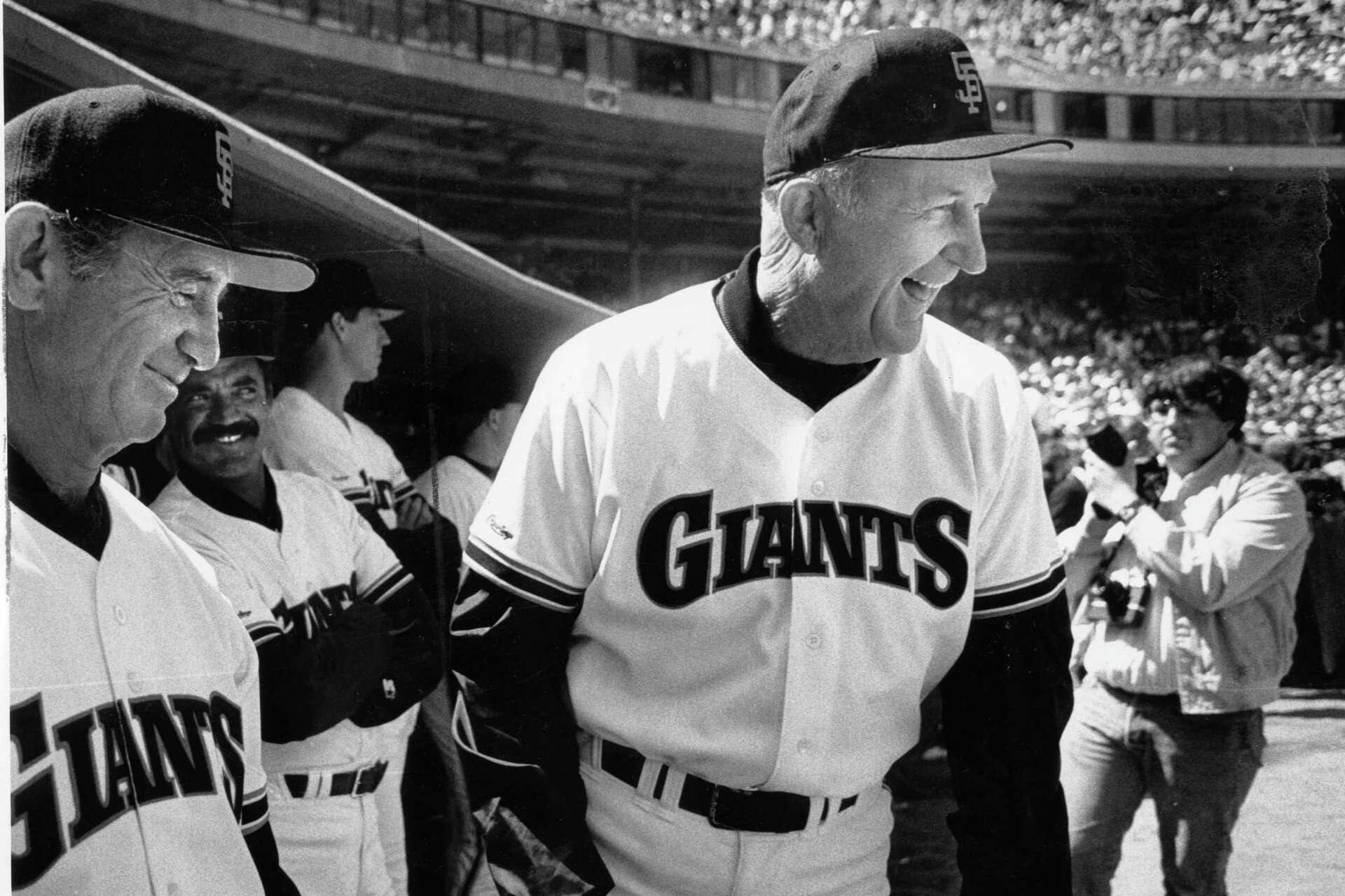 Roger Craig, SF Giants manager who energized ’80s youth movement, dies