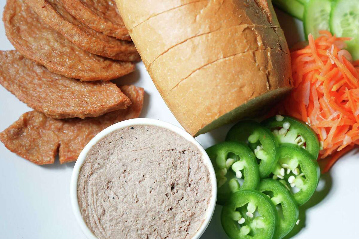 Houston Blind Goat review: Christine Ha's restaurant has ups and downs