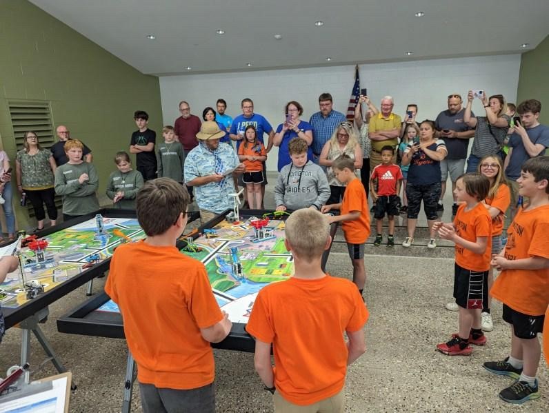 St. Peter’s Lutheran School wows judges in robot design