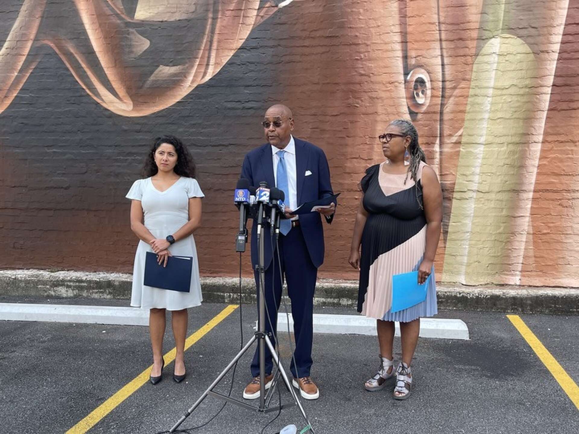 Harris County guaranteed income program applications open in January