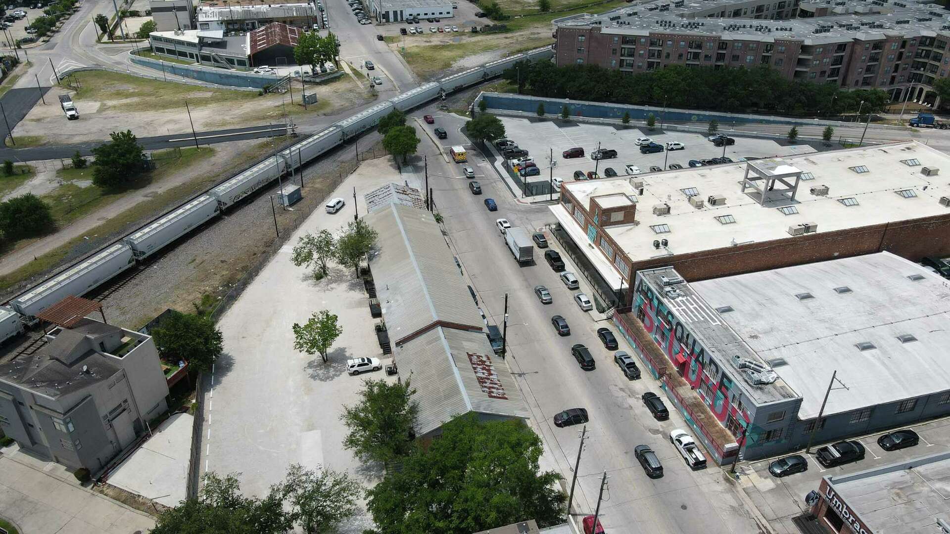 Houston to receive $36.9M for underpasses to relieve train crossings