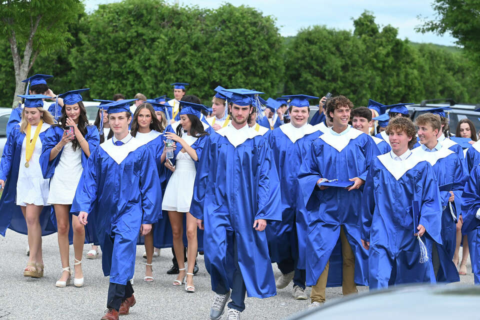 Glastonbury High School graduates 475 students in Class of 2023