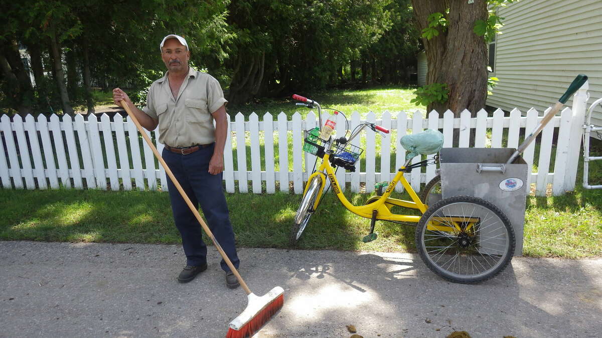Tom Lounsbury talks horses and Jack's Livery Stable on Mackinac Island