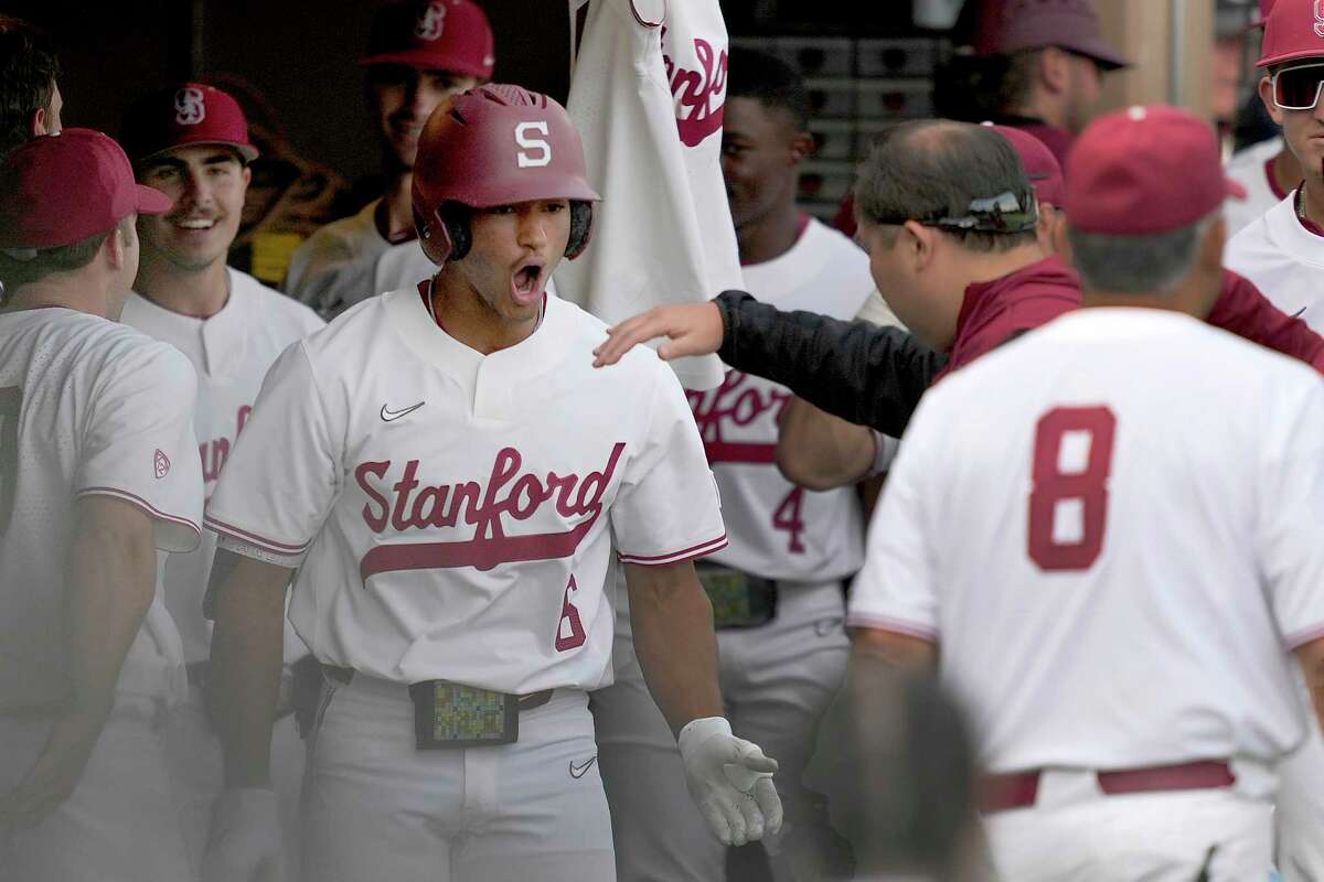 Pitching sparks Stanford to regional-clinching win over Texas A&M