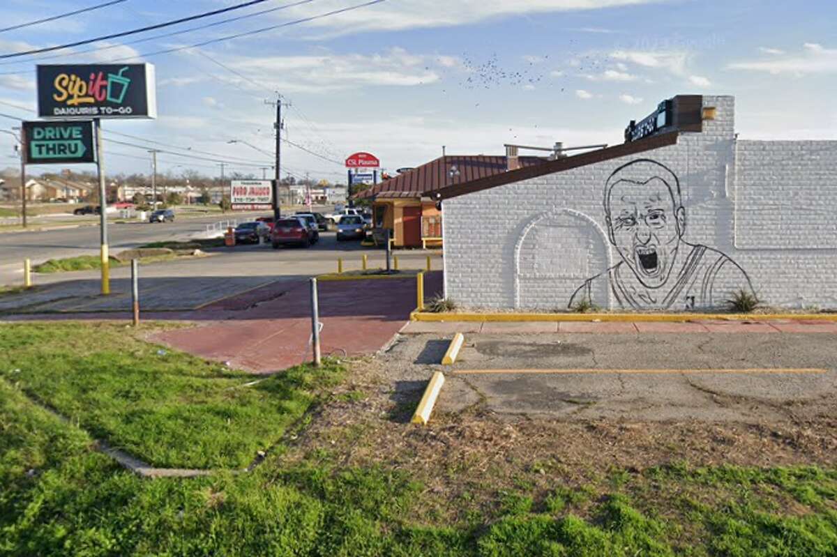 San Antonio Spurs legend Manu Ginobili immortalized in new mural