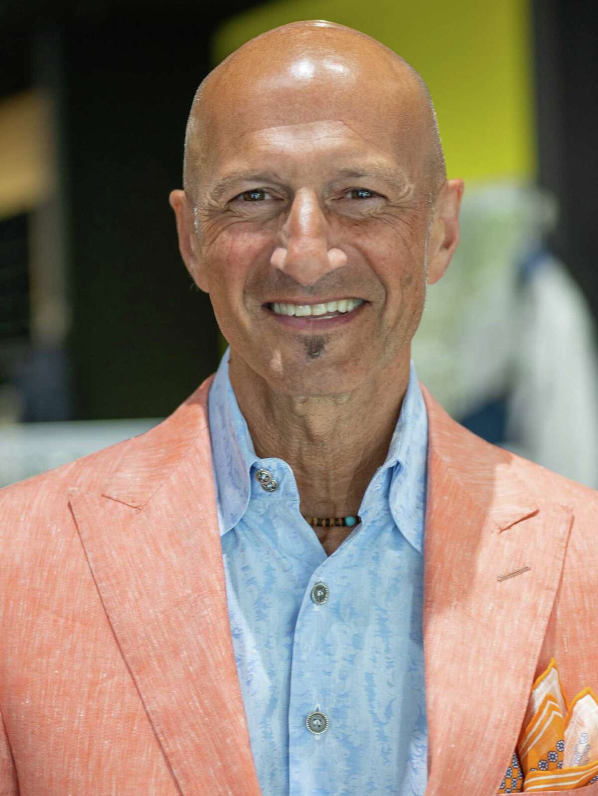 Albany legend, Amore Clothing, closes its doors