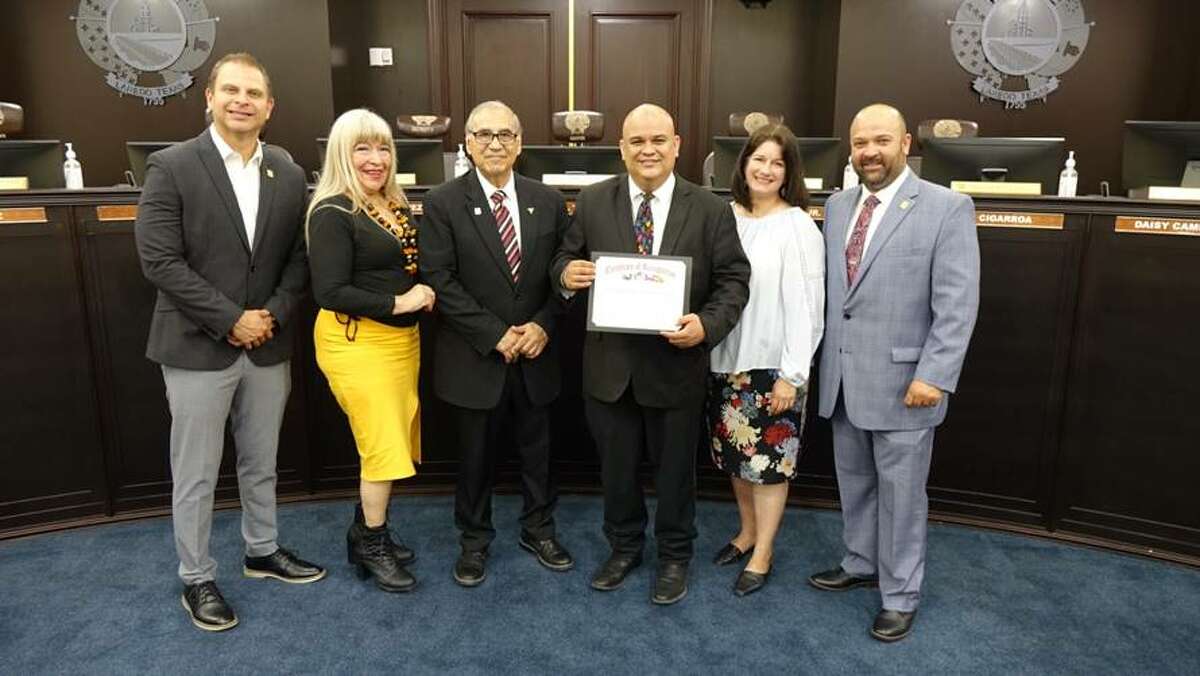 Laredo council recognizes monthly outstanding Laredoans