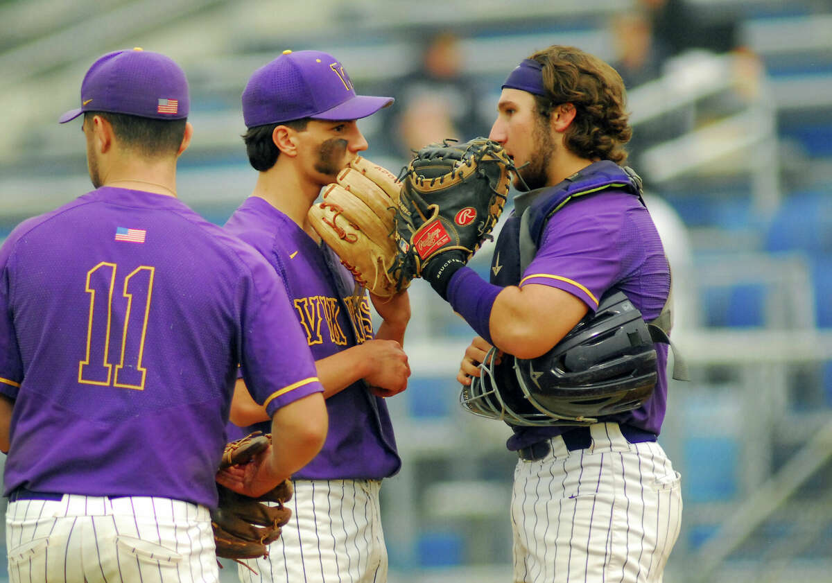 Fairfield Warde, Staples baseball teams advance to CIAC Class LL final