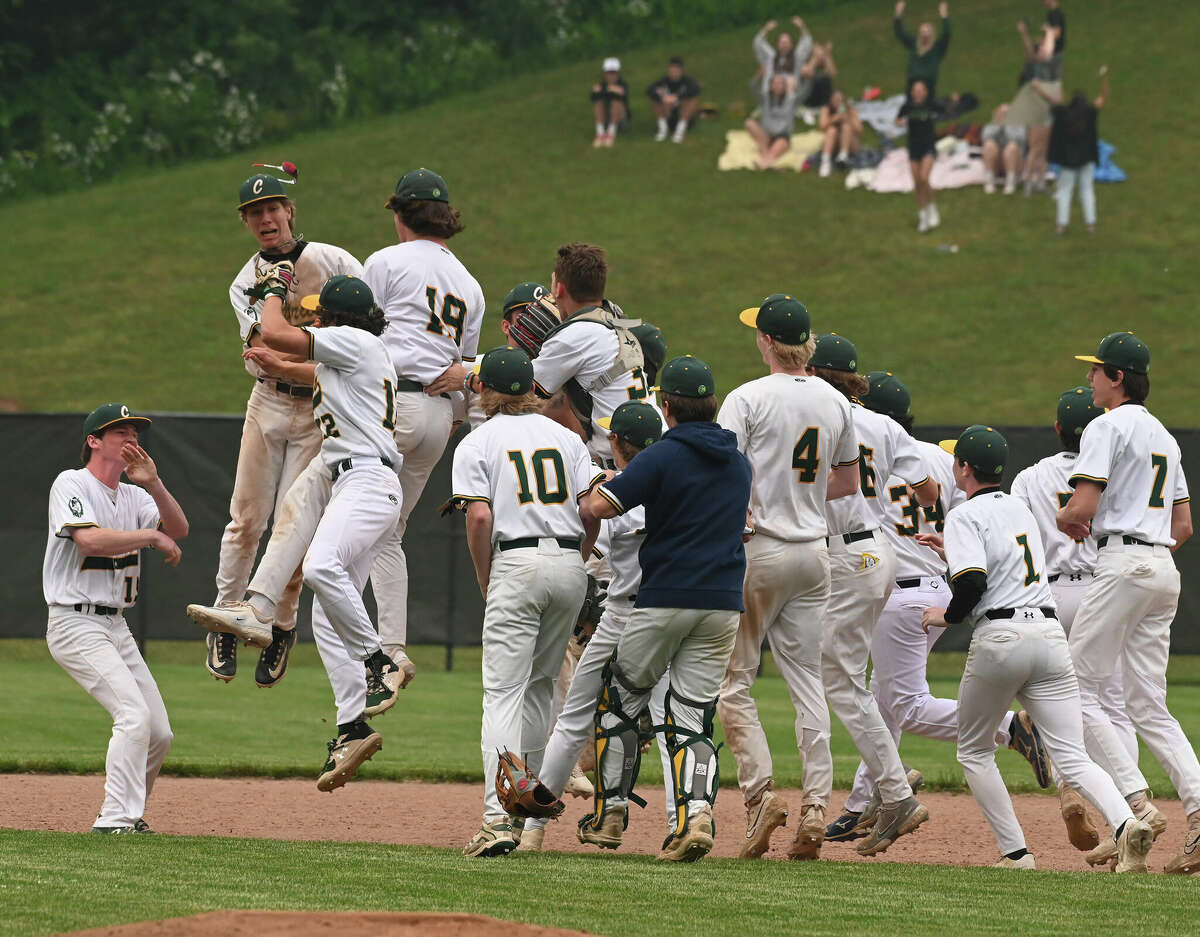 Coventry baseball defeats Valley Regional in CIAC Class S semifinals.
