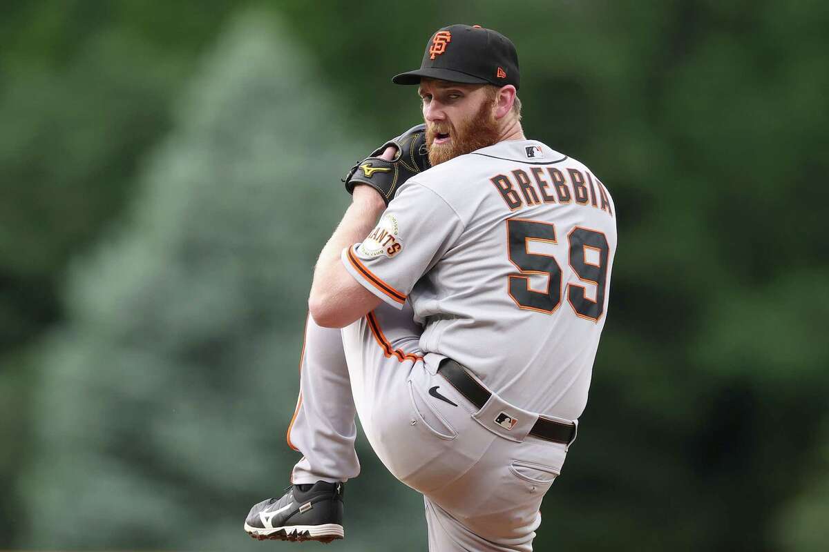 Many happy returns as Giants' doubles-rich offense routs Rockies