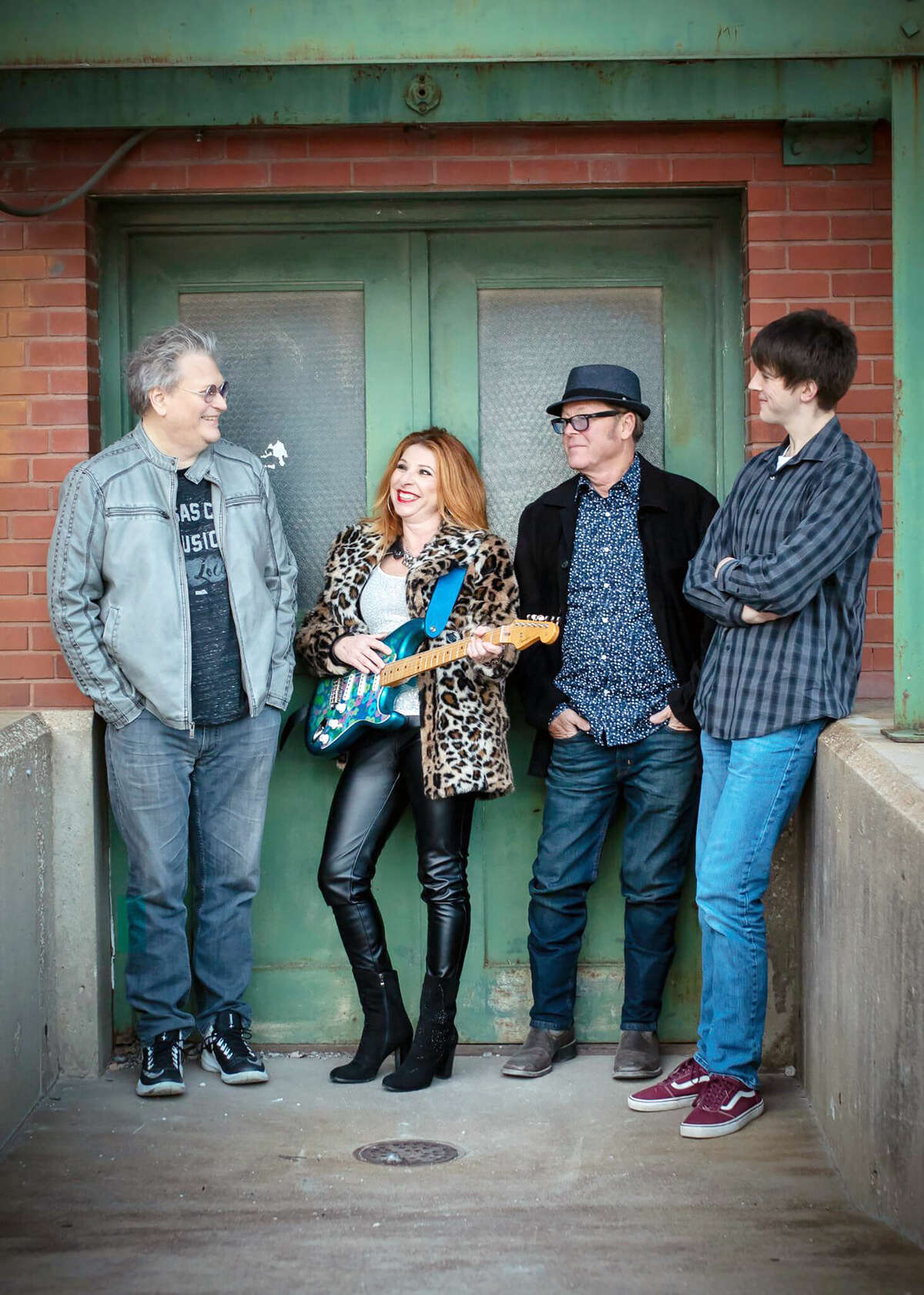 Ronni Ward Band serious about making sure audience has a good time